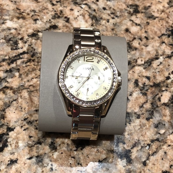 Fossil | Jewelry | Fossil Womens Gold Watch W Diamonds New | Poshmark